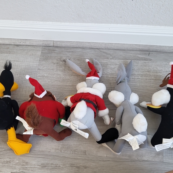 Warner Bros. | Toys | Looney Tunes Lot Vintage 997 Bugs Bunny Santa ...